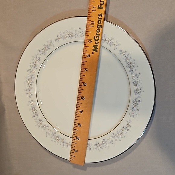 Noritake | Dining | New Noritake Marywood 281 Dinner Plate Japan | Poshmark